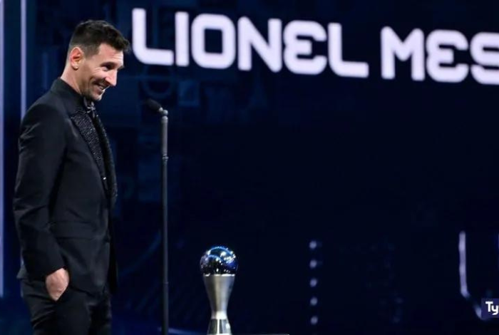 La Fifa Otorga A Lionel Messi El Premio Al Mejor Jugador Del 2022