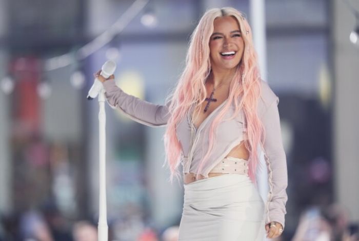Premios Lo Nuestro 2024 Karol G La Gran Ausente Y Máxima Ganadora De
